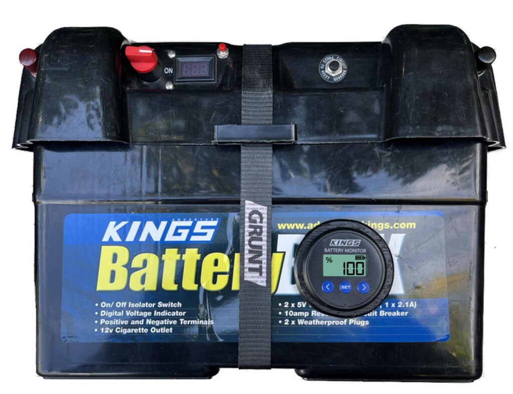 DIY – Install a Battery Monitor & Shunt in a Battery Box | Compact RV